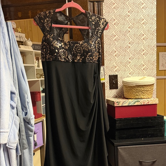 R&M Richards | Dresses | Rm Richards Black Dress With Gold Floral Lace | Poshmark